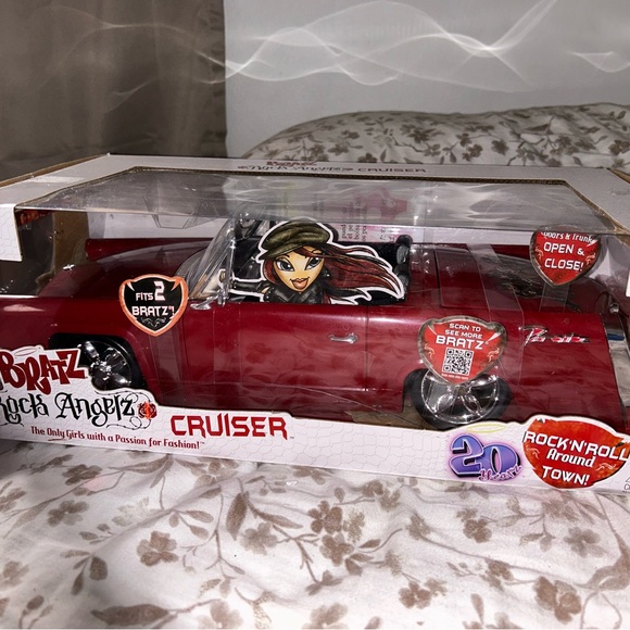 Brat Star | Other | Bratz Collectible Car | Poshmark